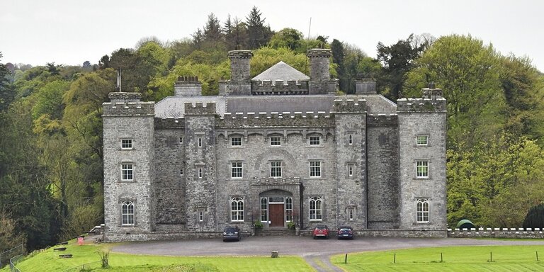 Slane Castle In Negotiations To Stage Major Concert Next Year - Ireland ...